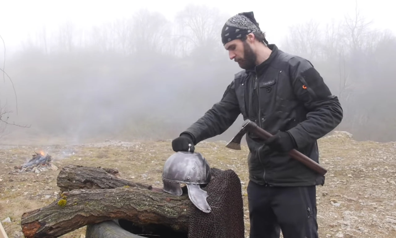 Can an Axe Cut Through Armor - Best Saw Guidee