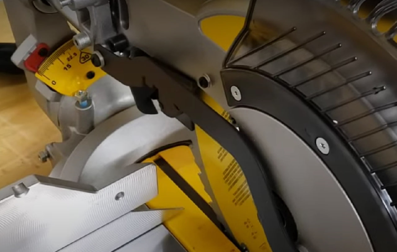 How to Unlock DeWalt Table Saw: 7 Easy Steps